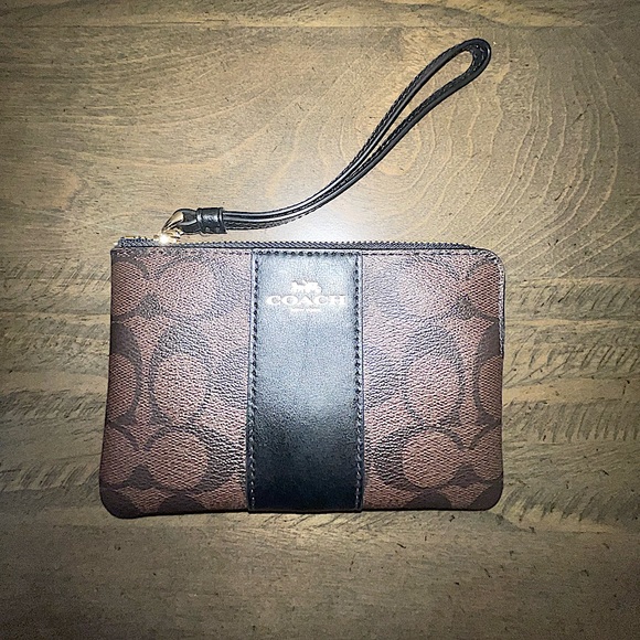 Coach | Accessories | Coach Corner Zip Wristlet | Poshmark